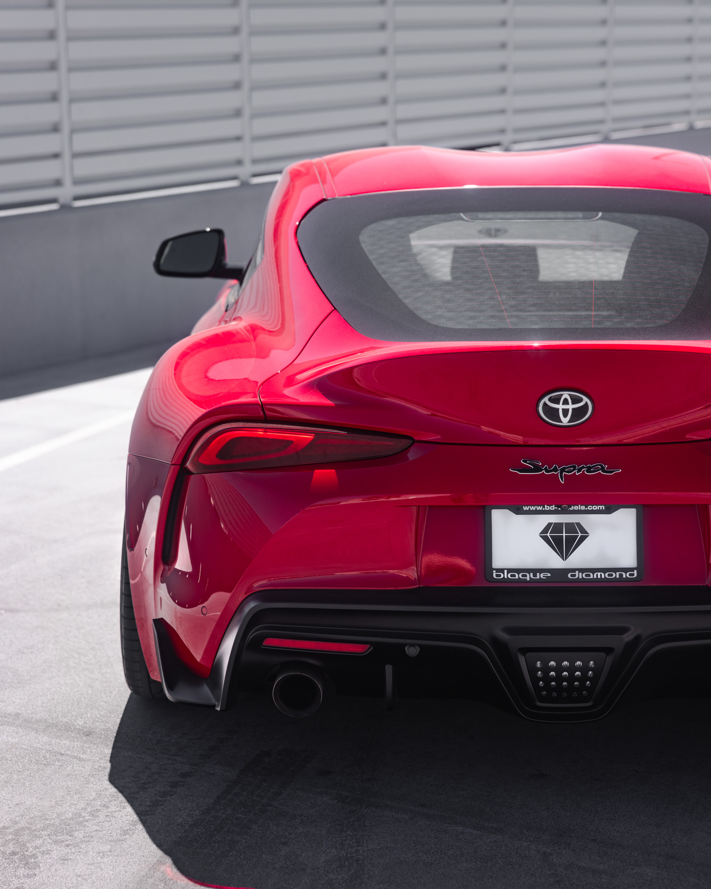 A 2020 Toyota Supra Launch Edition on Blaque Diamond BD-F20 Gloss Black ...
